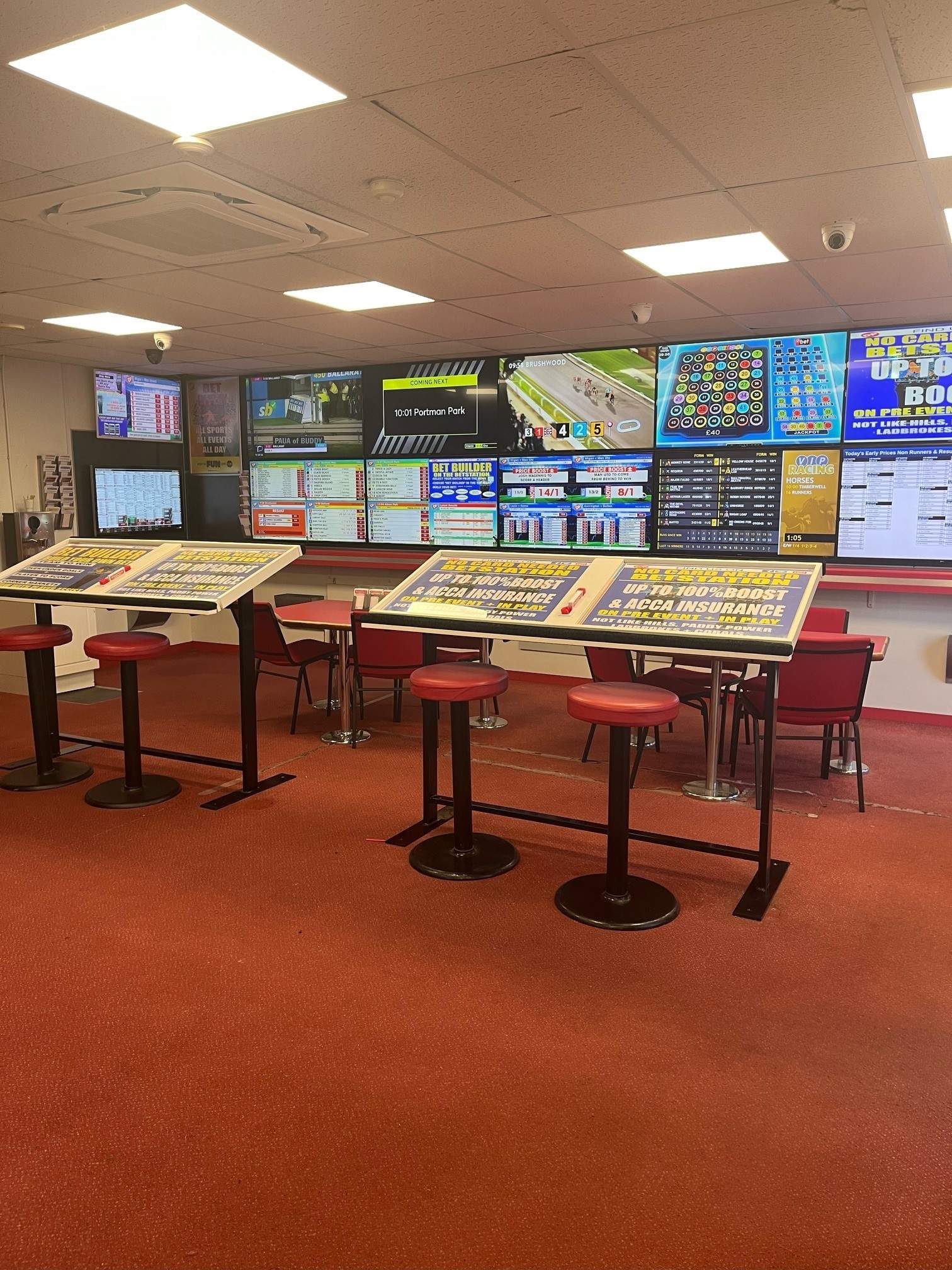 88 Greasby Rd, Greasby, Wirral, CH49 3NG – Dave Pluck Bookmakers