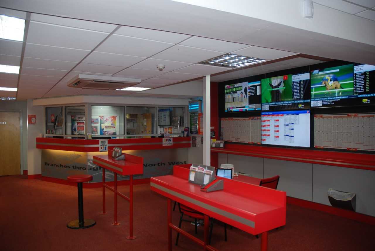 3/5 Frederick St, Widnes, WA8 6PF – Dave Pluck Bookmakers