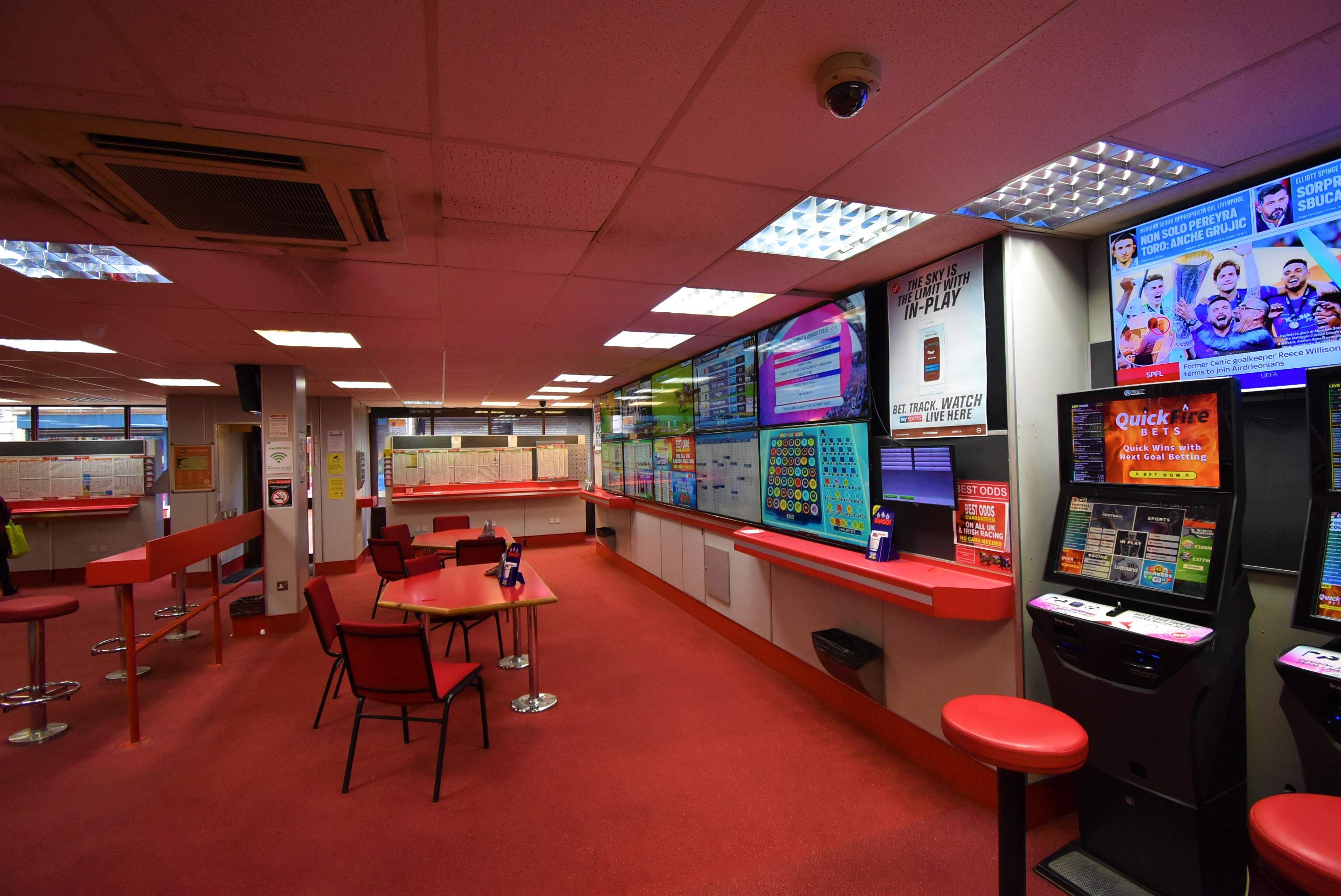 44/6 Northgate, Blackburn, BB2 1JL – Dave Pluck Bookmakers