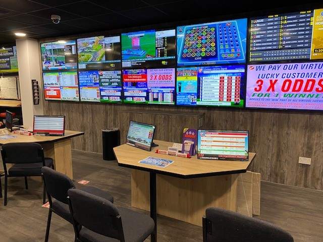 Why Work For Us? – Dave Pluck Bookmakers