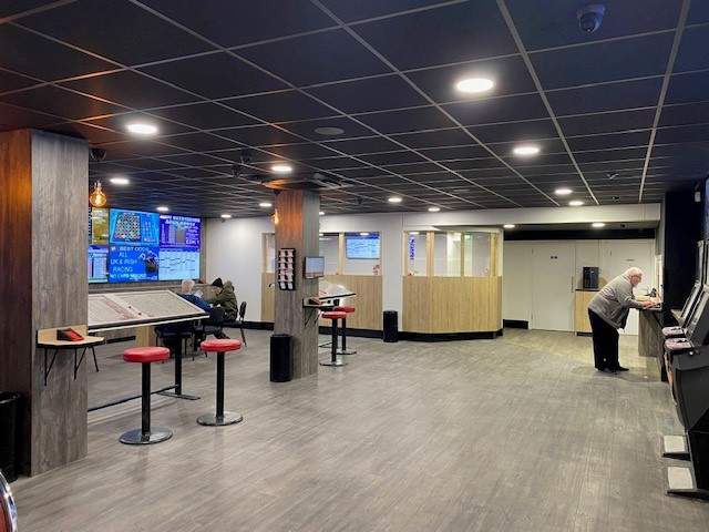 Why Work For Us? – Dave Pluck Bookmakers